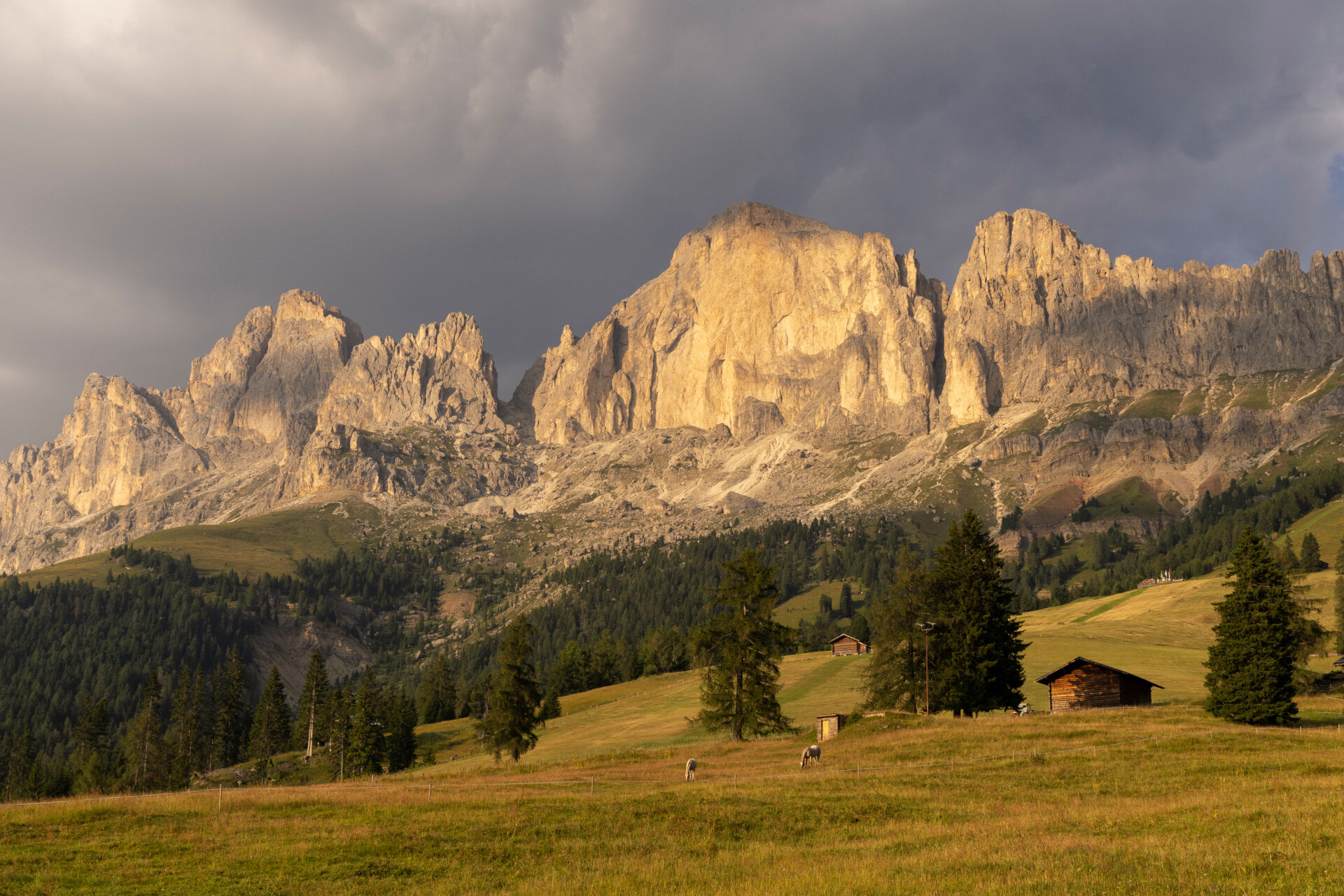 Passo Costalunga - Altitudine: 1745 m. s.l.m. | Lago Carezza