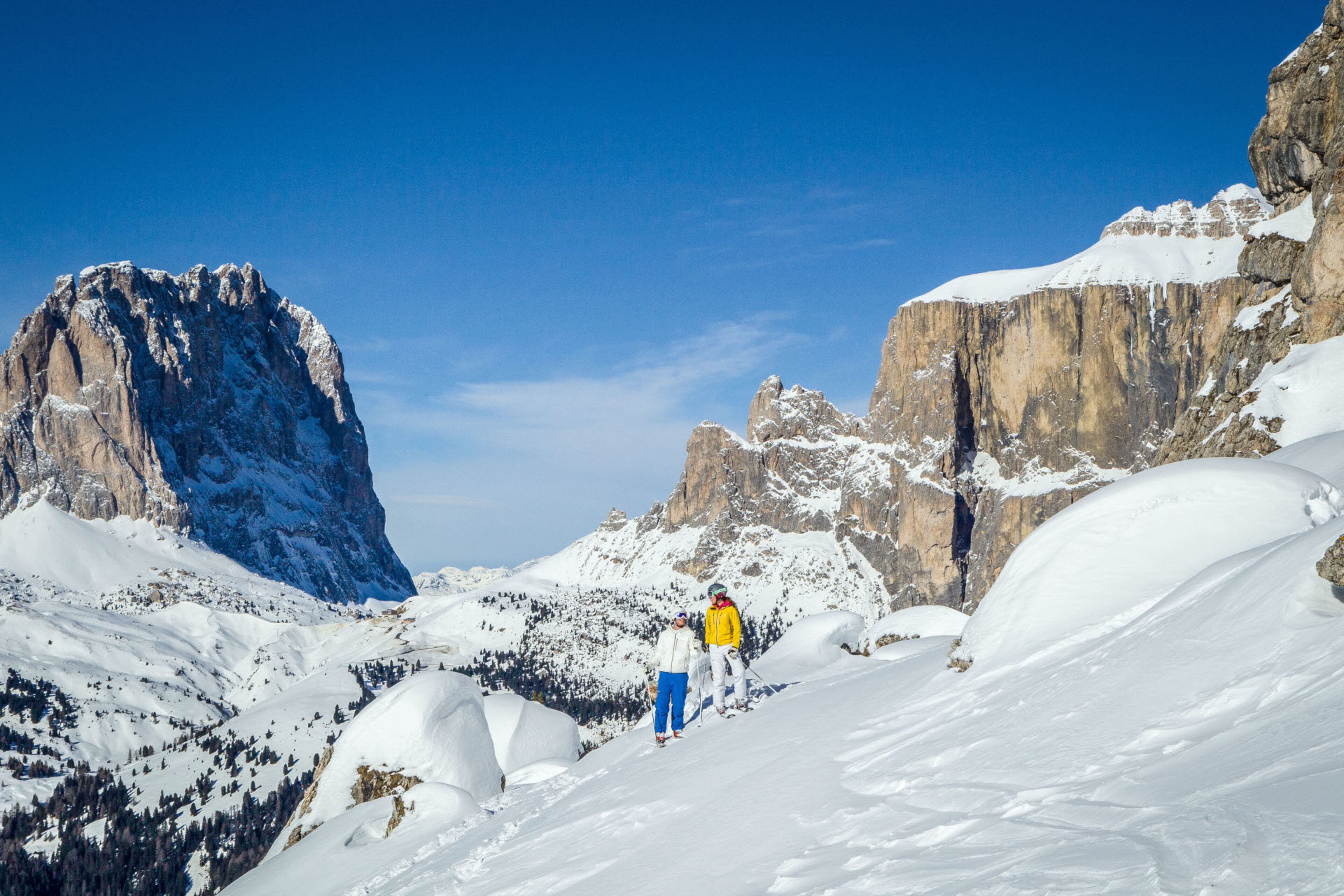 Sellaronda Ski Tour: Four Passes from Val di Fassa | Info & Maps