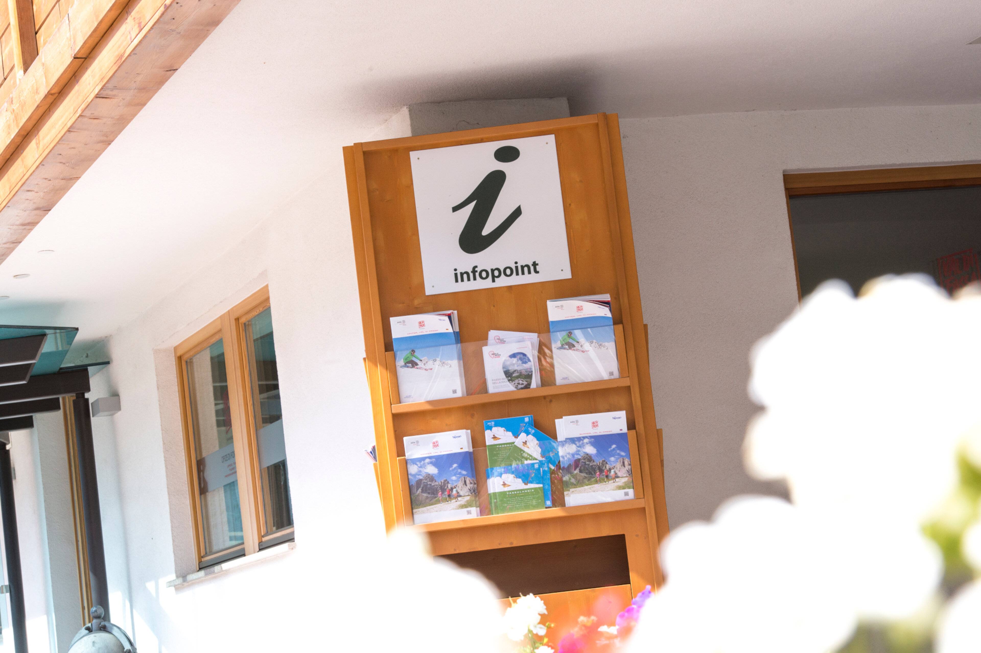 Tourist information offices