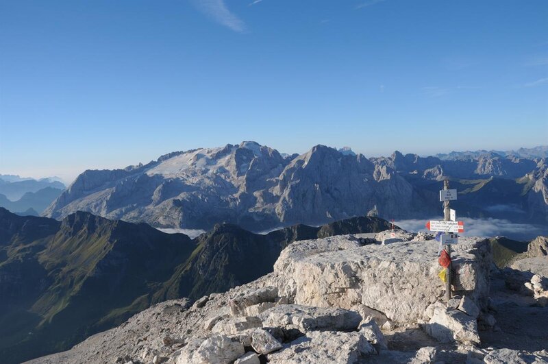 CAPANNA PIZ DI FASSA