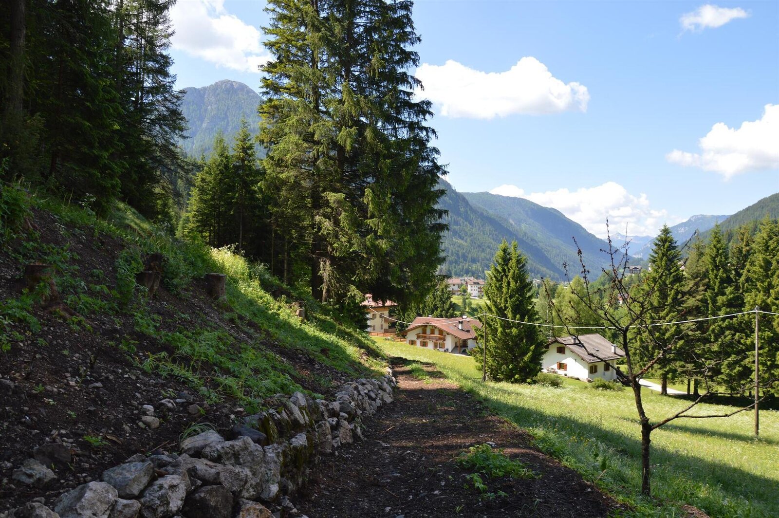 Affittacamere - La Lum de Roisc - Soraga di Fassa - Val di Fassa - Dolomiti