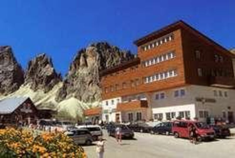 Hotels - Maria Flora - Sella Pass - Val di Fassa - Dolomites